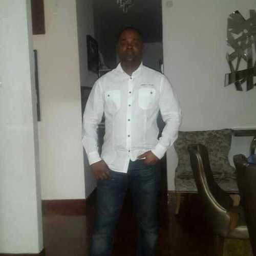 Mozambique Men | TrulyAfrican